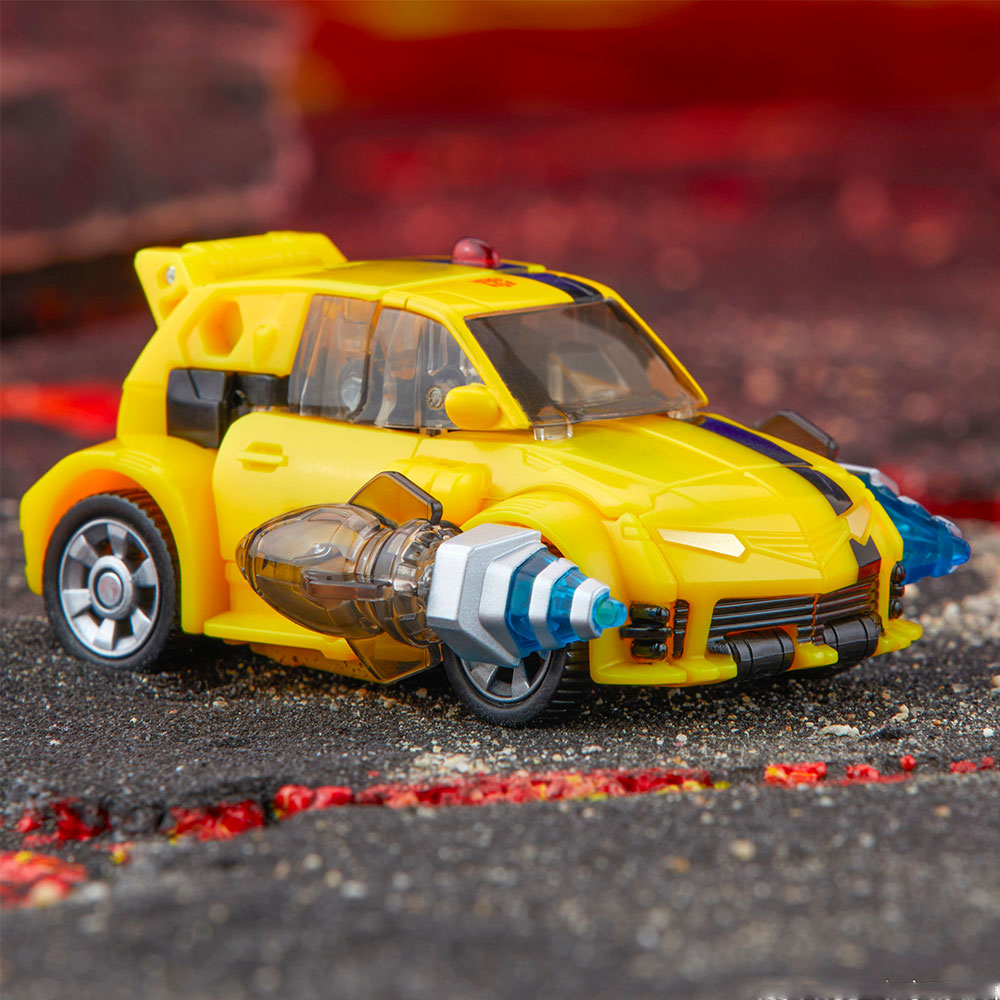 Transformers Generations Legacy United Animated Bumblebee Deluxe Toy ...