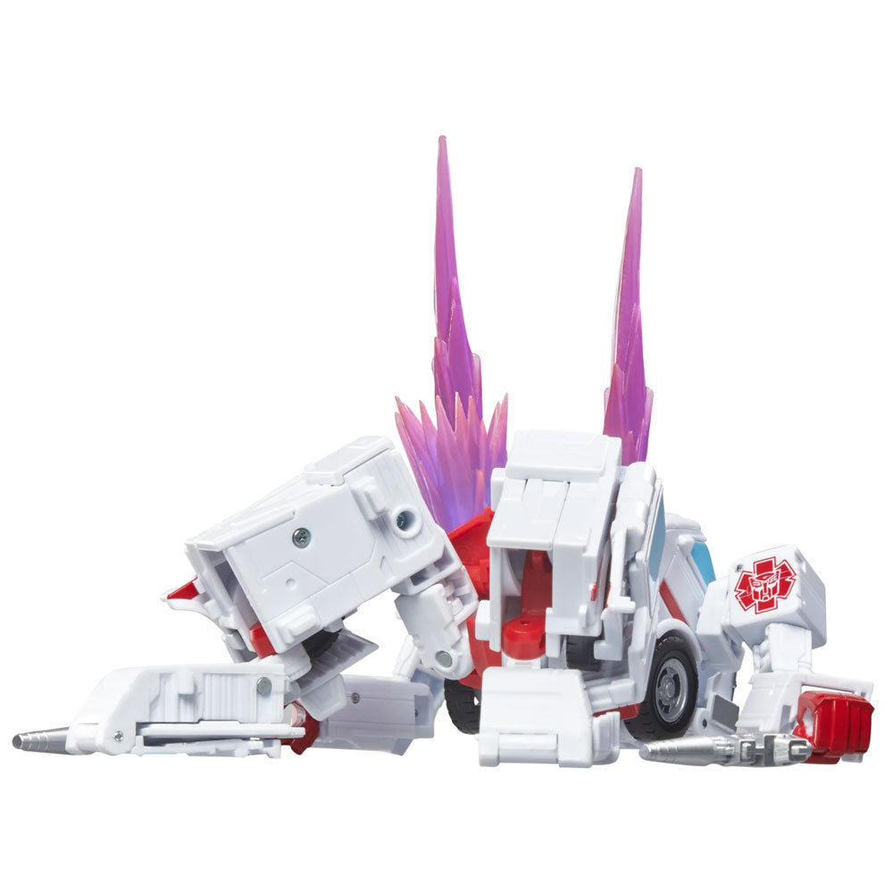 Transformers Studio Series 86-28 Ratchet Dying Battle Damaged Voyager ...